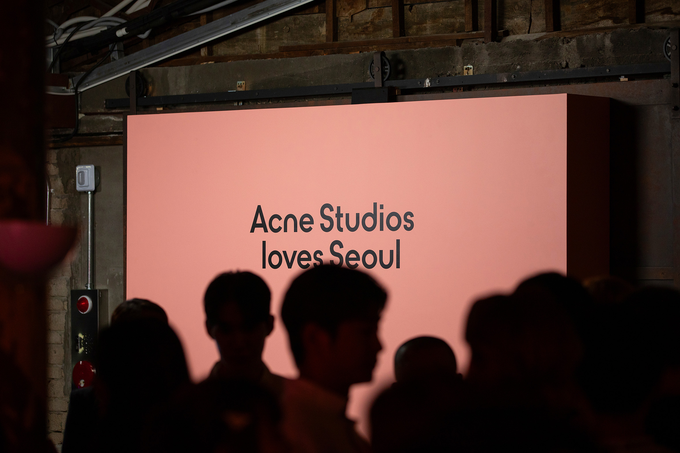 Acne Loves Seoul — MNJ