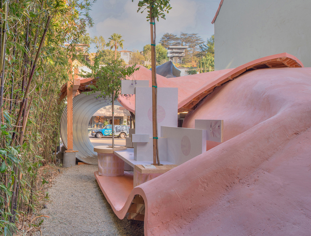 The Kid gets out of the Picture — The LADG