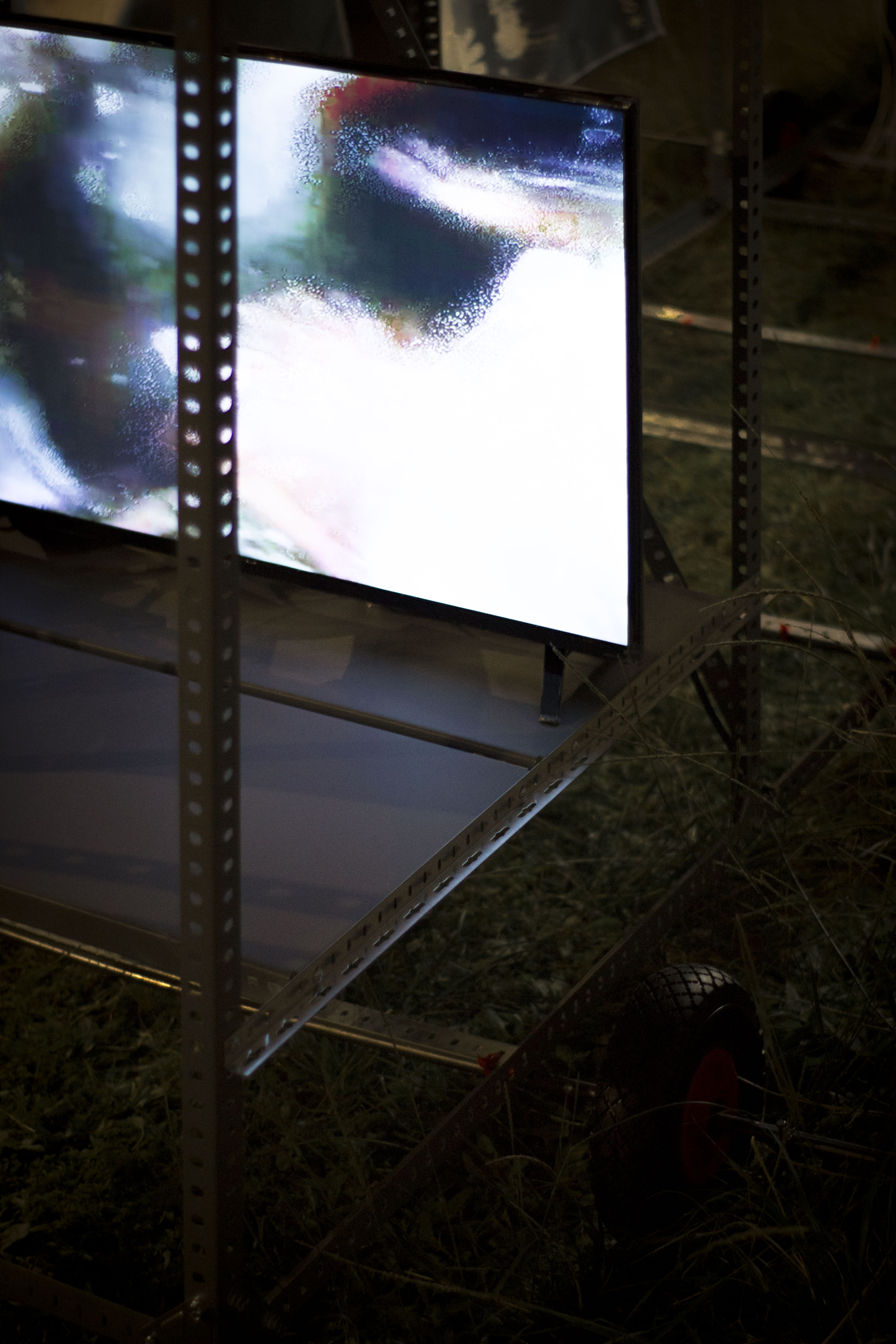 Moving Layers — Pablo Castillo Luna