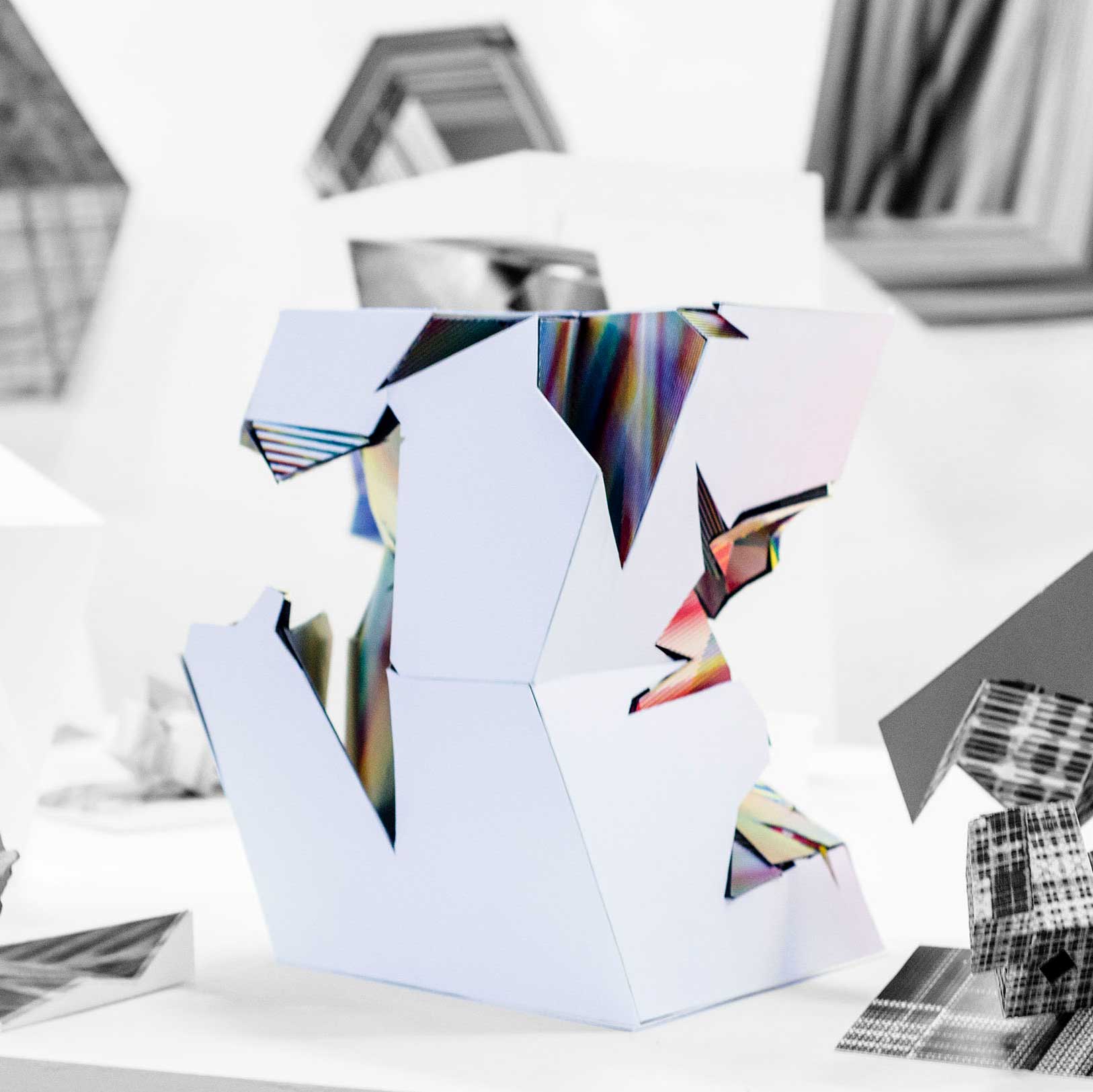 Project 004 - Collider — Helga Pack