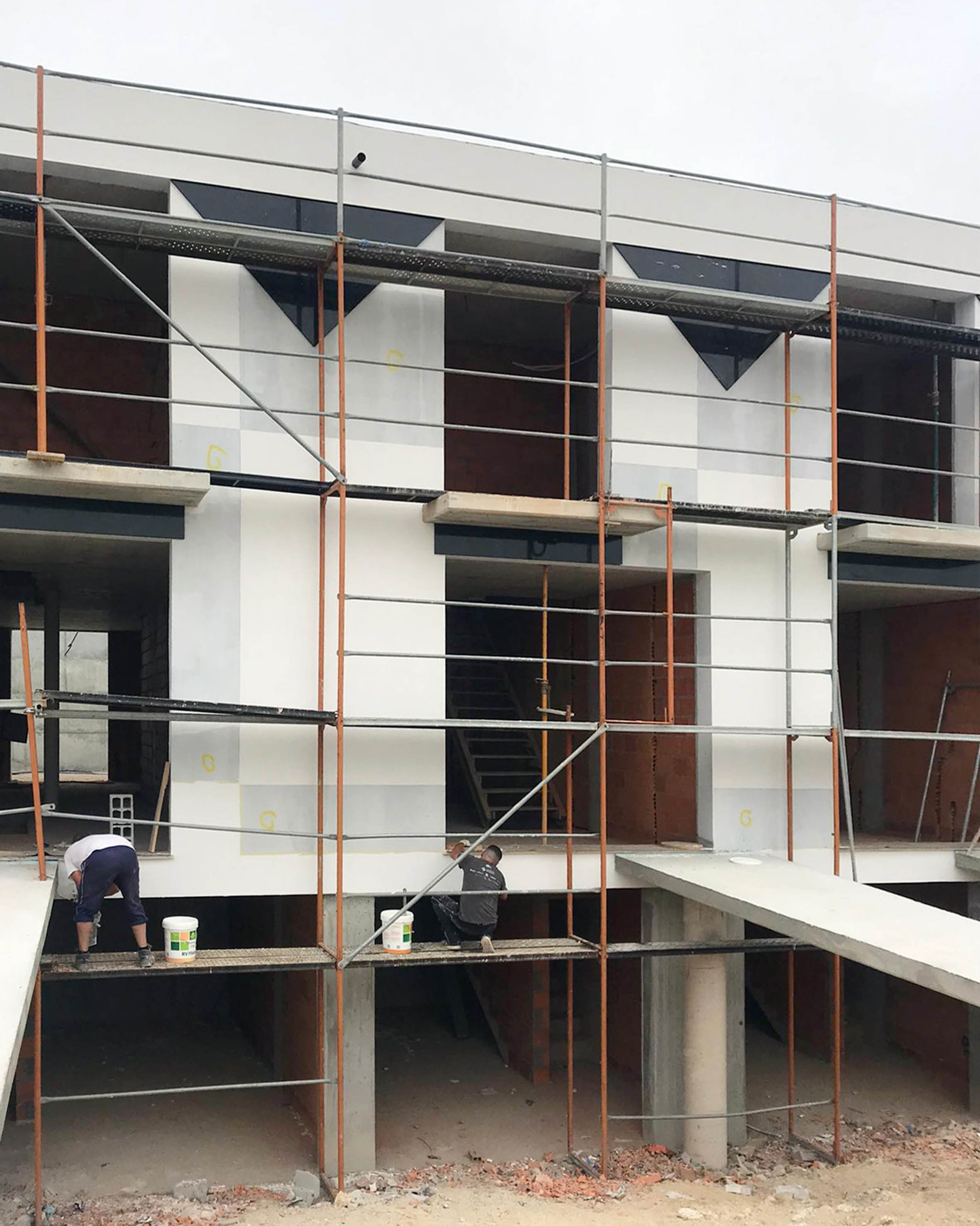 construction — fala