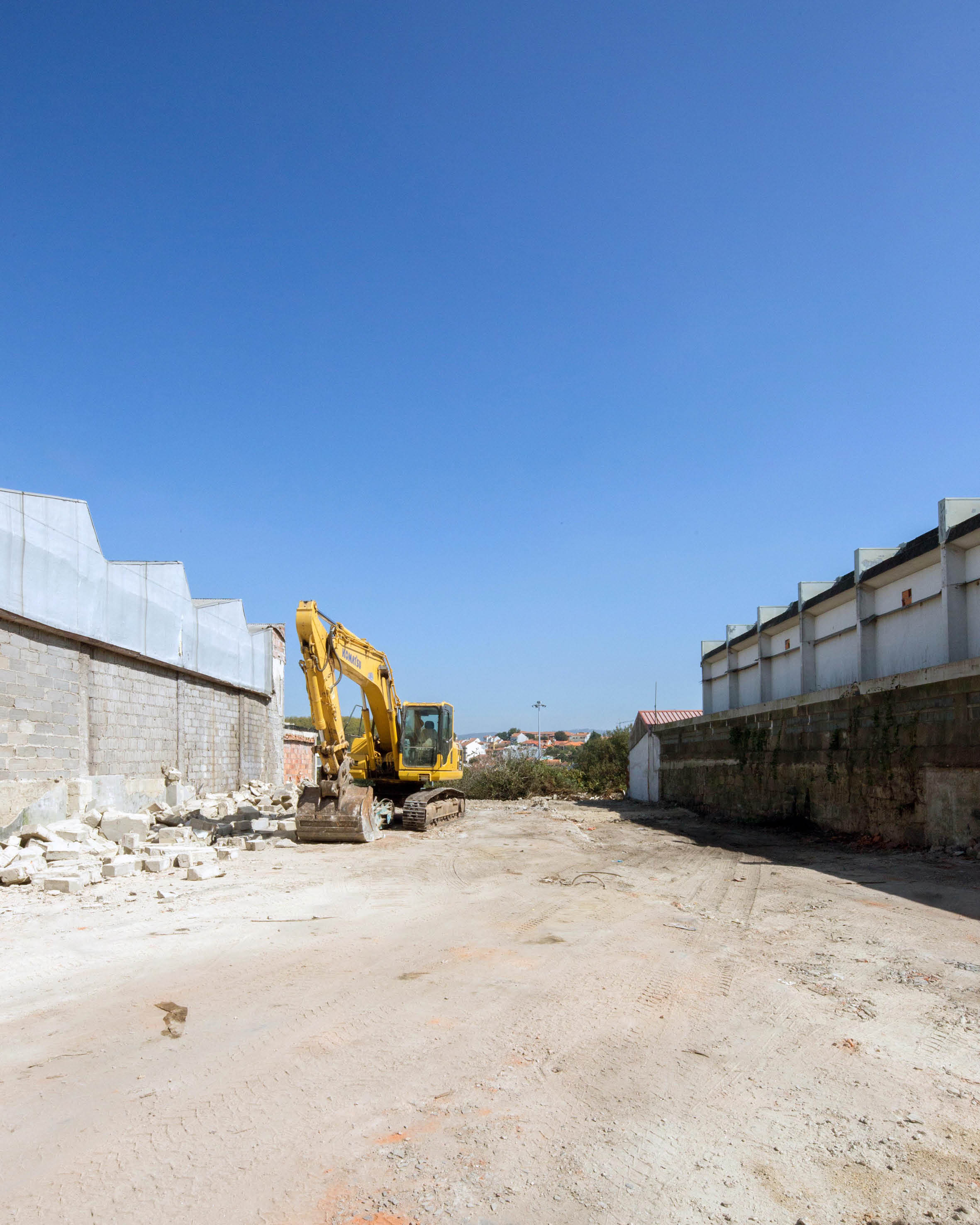 construction — fala