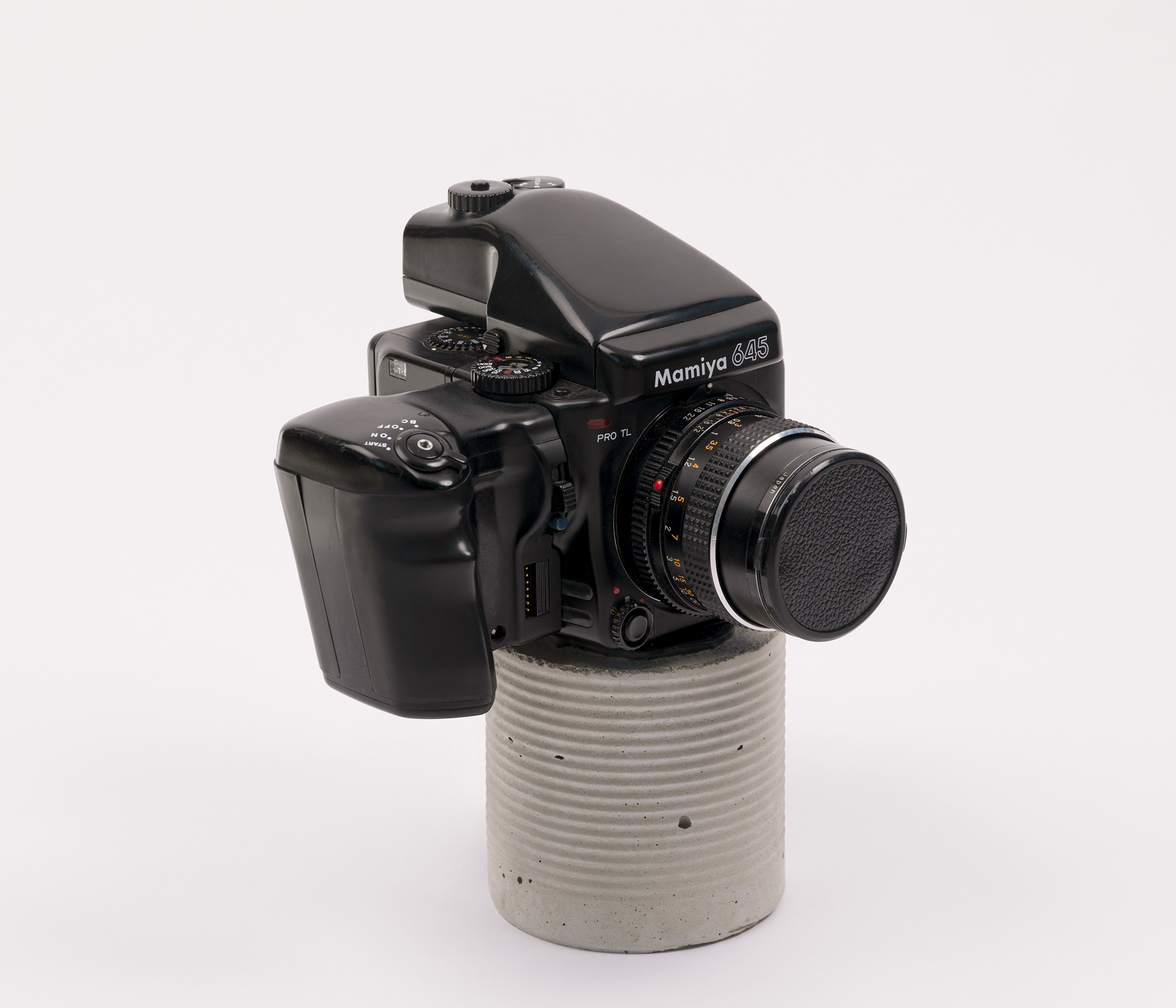 Camera Stand — Jolly Guillaume