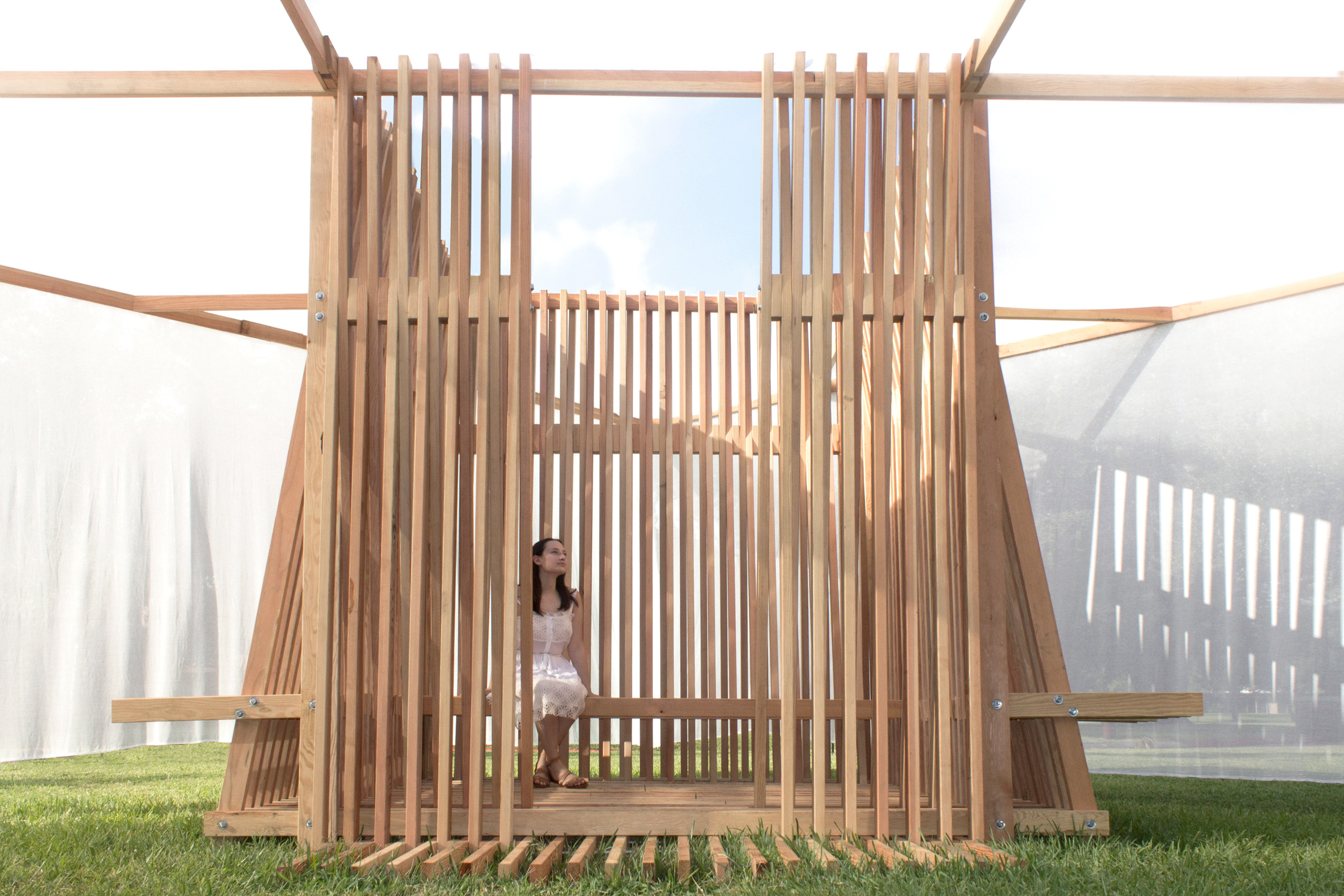 Pause Box — Lara Hansmann