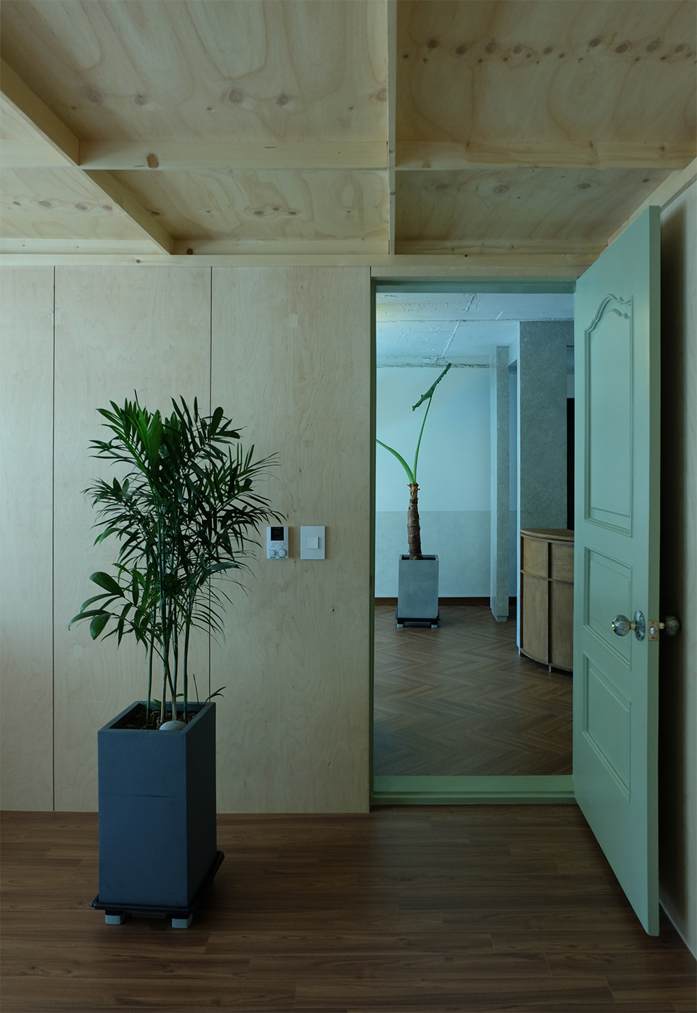 From porch to forest — studio meeli