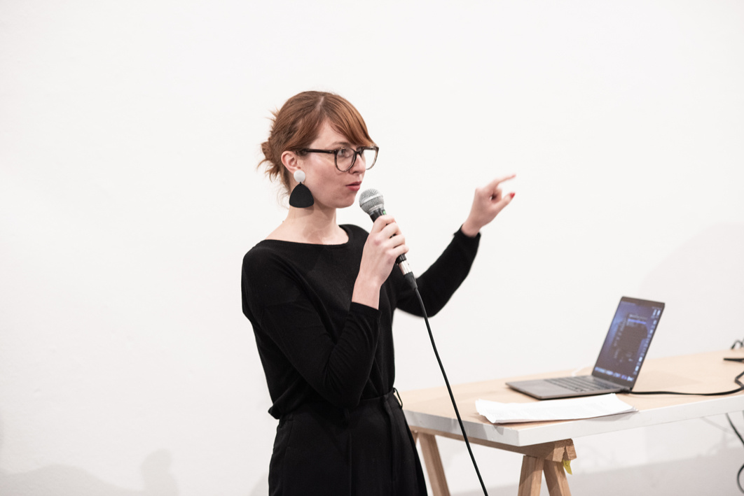 Maria Justus — Flux I bell sTRUcTURs