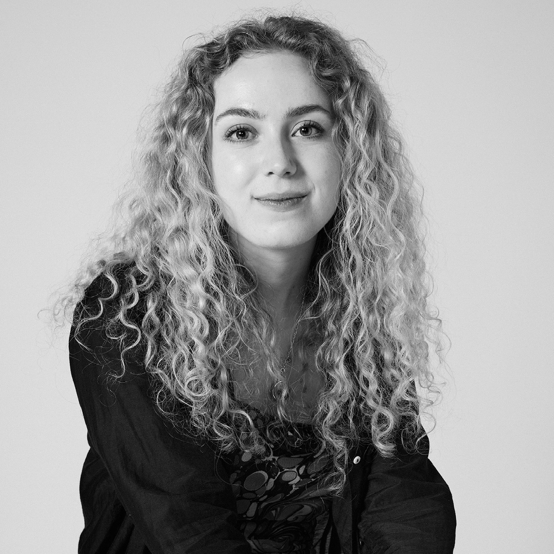 About — Holly Bullock