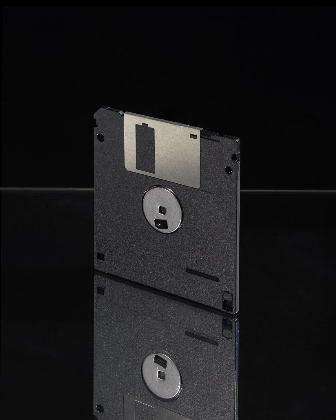 Stills — www.danielstier.com