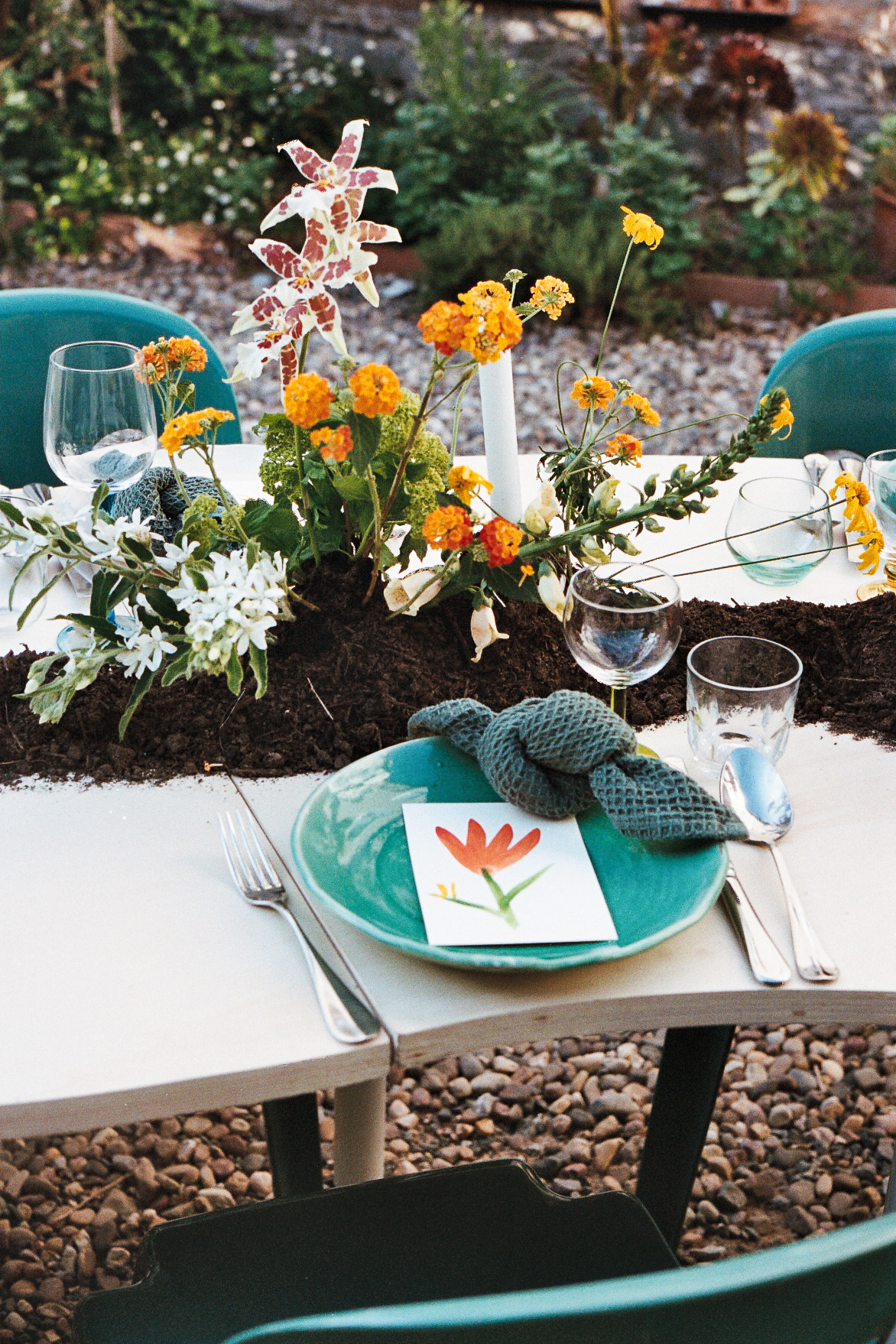 Diner Suspendu 1 — Wireframe Q849 copy