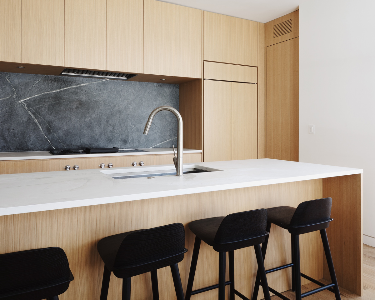 Content (Desktop) — Range Design & Architecture