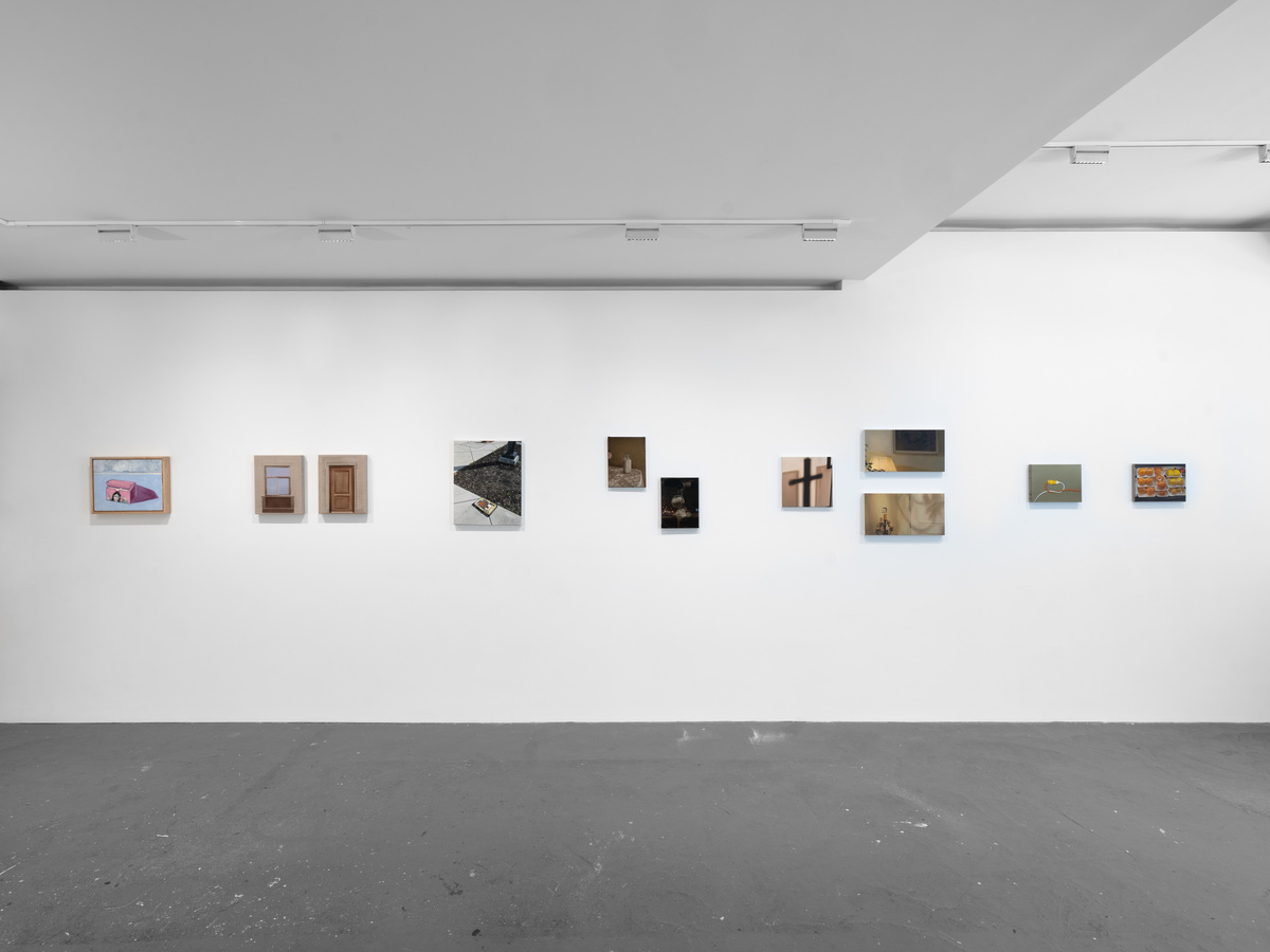 Paintings of Common Objects — 𓁹