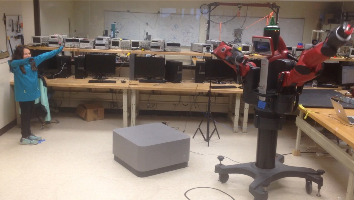 Robot Imitates Human Motion — tulyhazbar Robot Imitates Human Motion — tulyhazbar