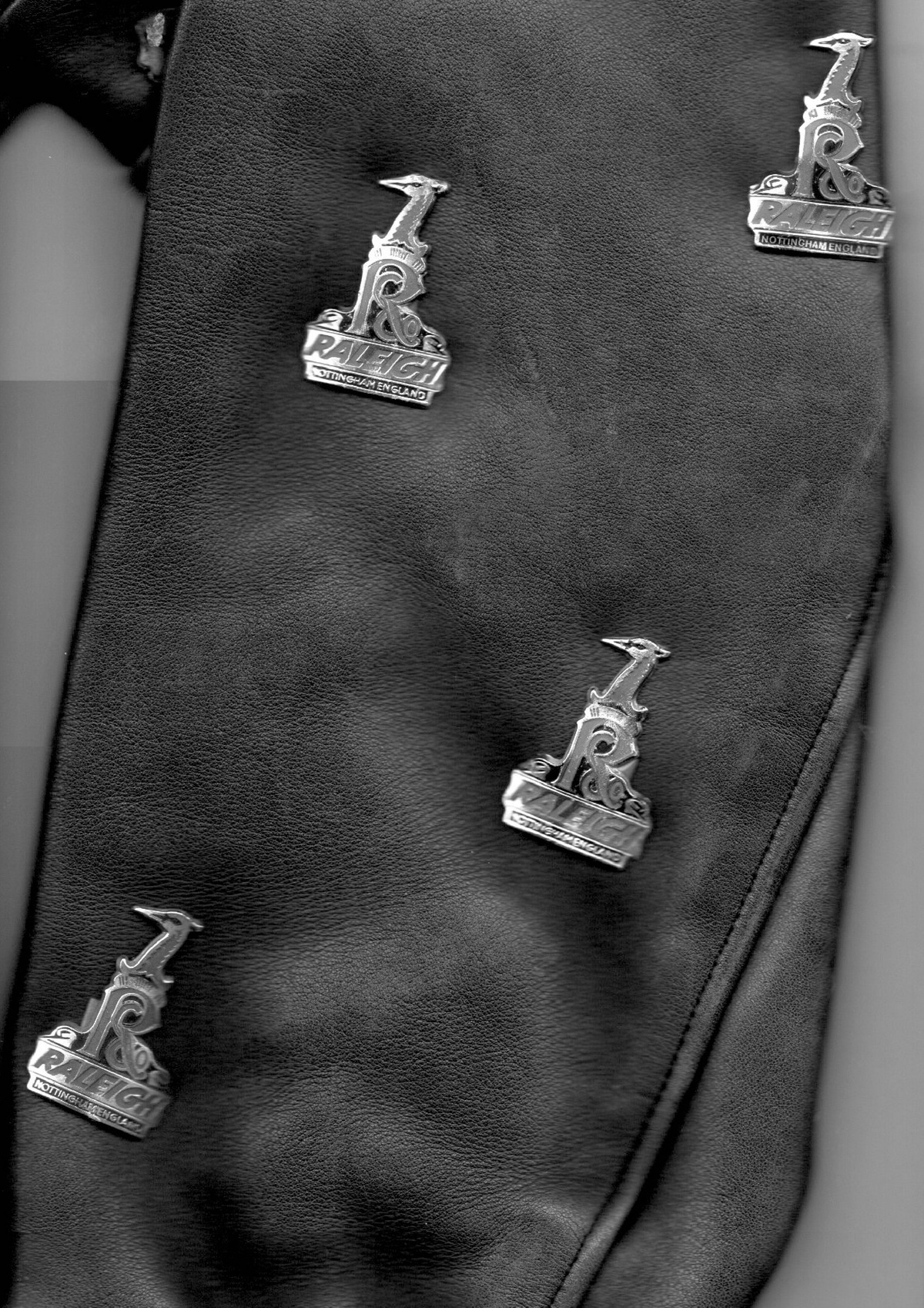 RECYCLE A BIKE JACKET — JongweSportif