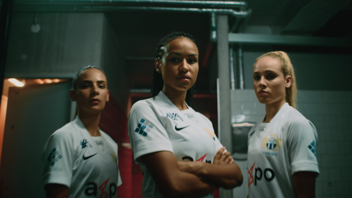 AXA — PAT ALDINGER DP