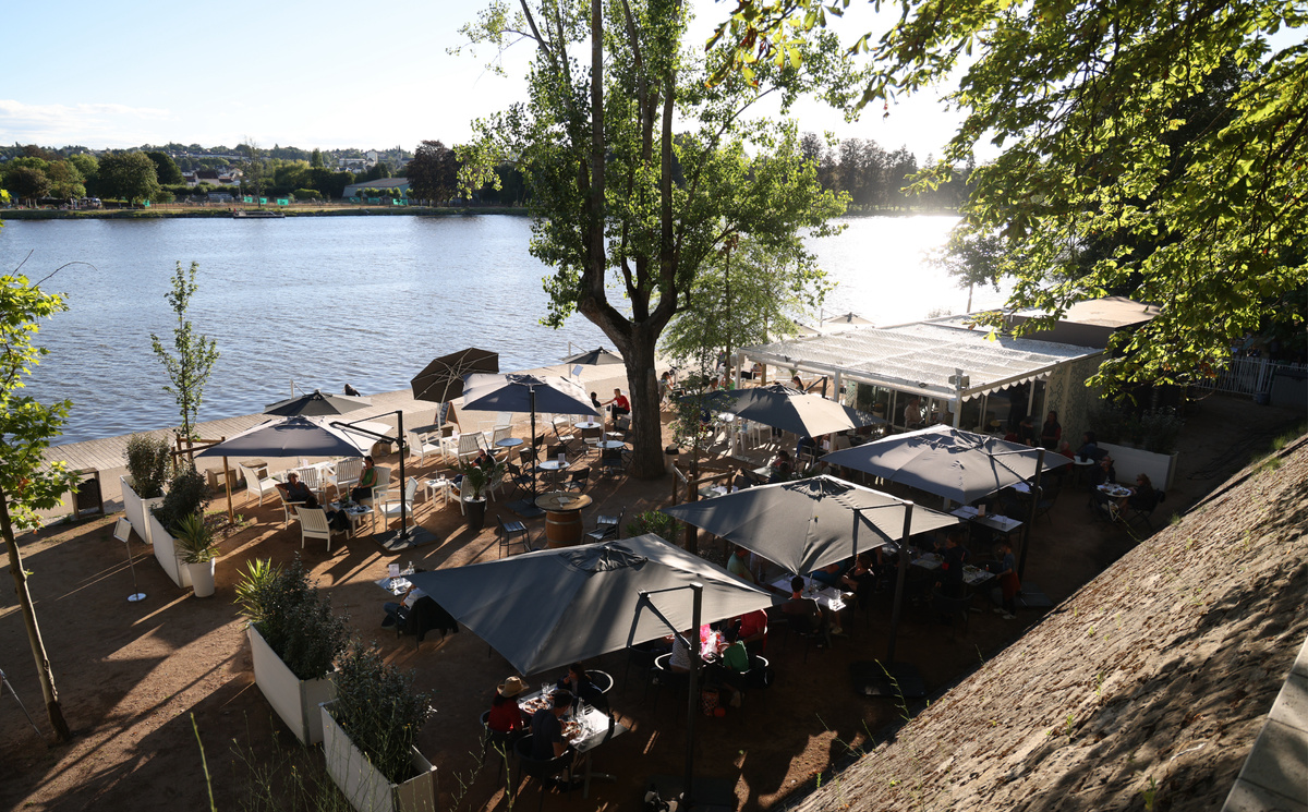 Le restaurant — LE CHILL