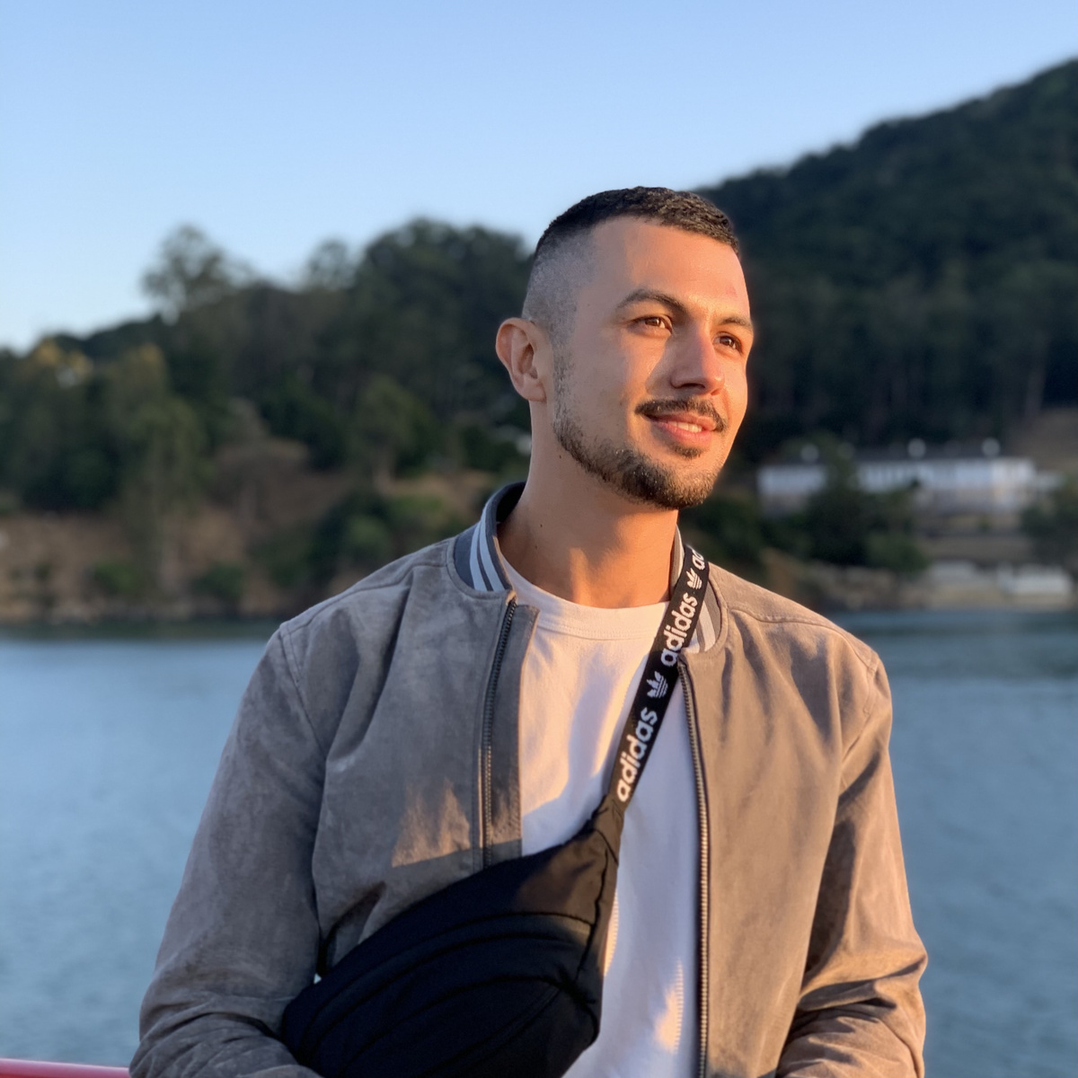 ABOUT — Genar Alay