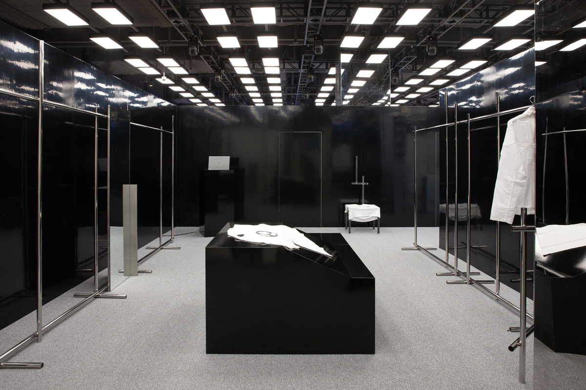 OY POP UP STORE — PRACTICE