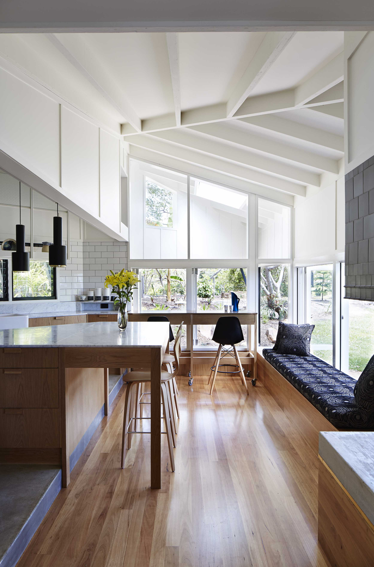 Panorama Drive — Vokes and Peters