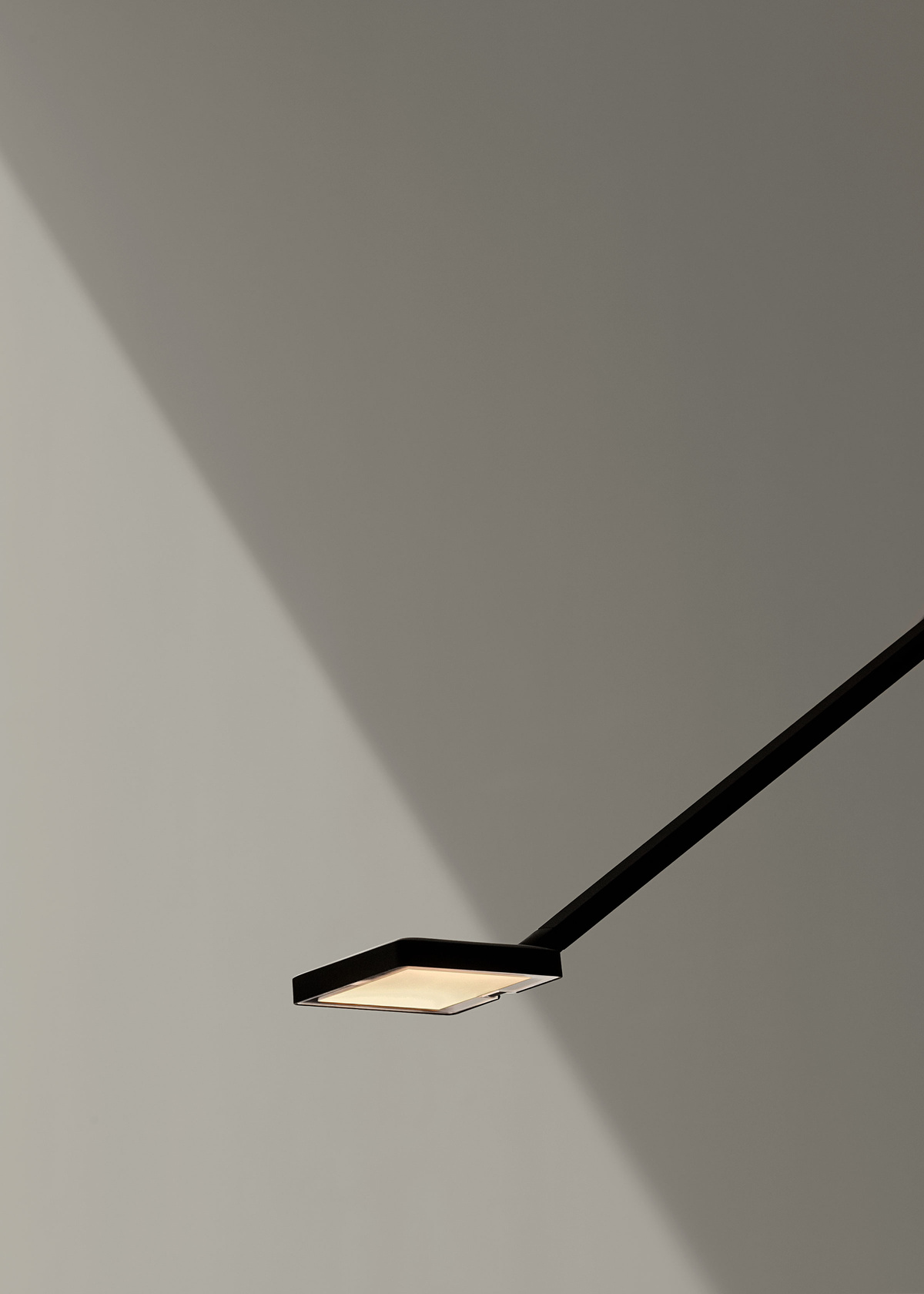 Design—Flos—Catalogue—2018 — Francesca Ferrari Photography