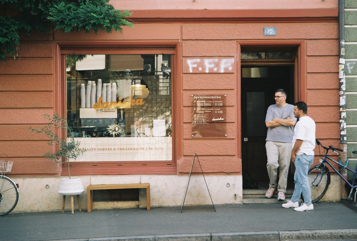 «Daniska» Basel: Im Gespräch mit Özgür Kumanova — Wie wär's mal mit ...