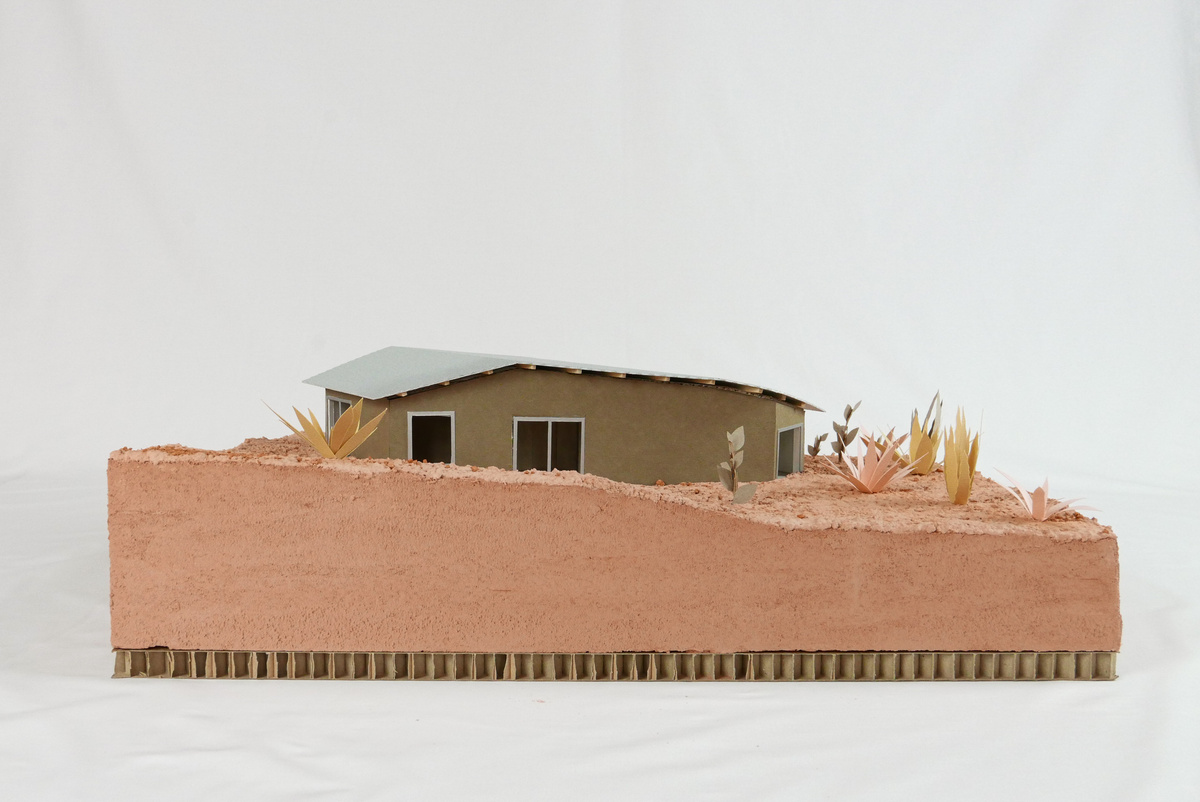 007 — Studio Jakob Sellaoui