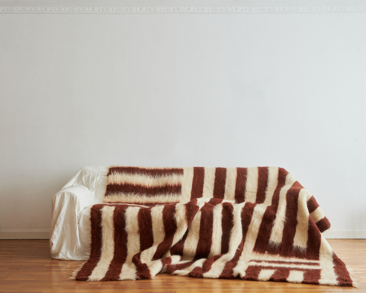 Drapeau (MOBILE) — Grace Atkinson