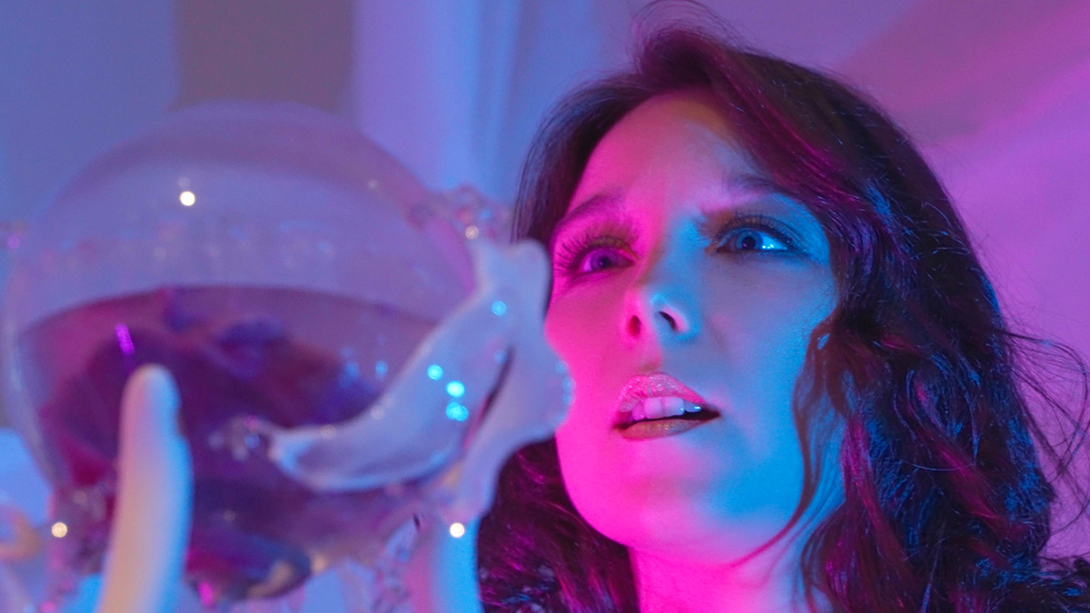 The Intimacy of a Cyber-Opera Singer — anaisborie