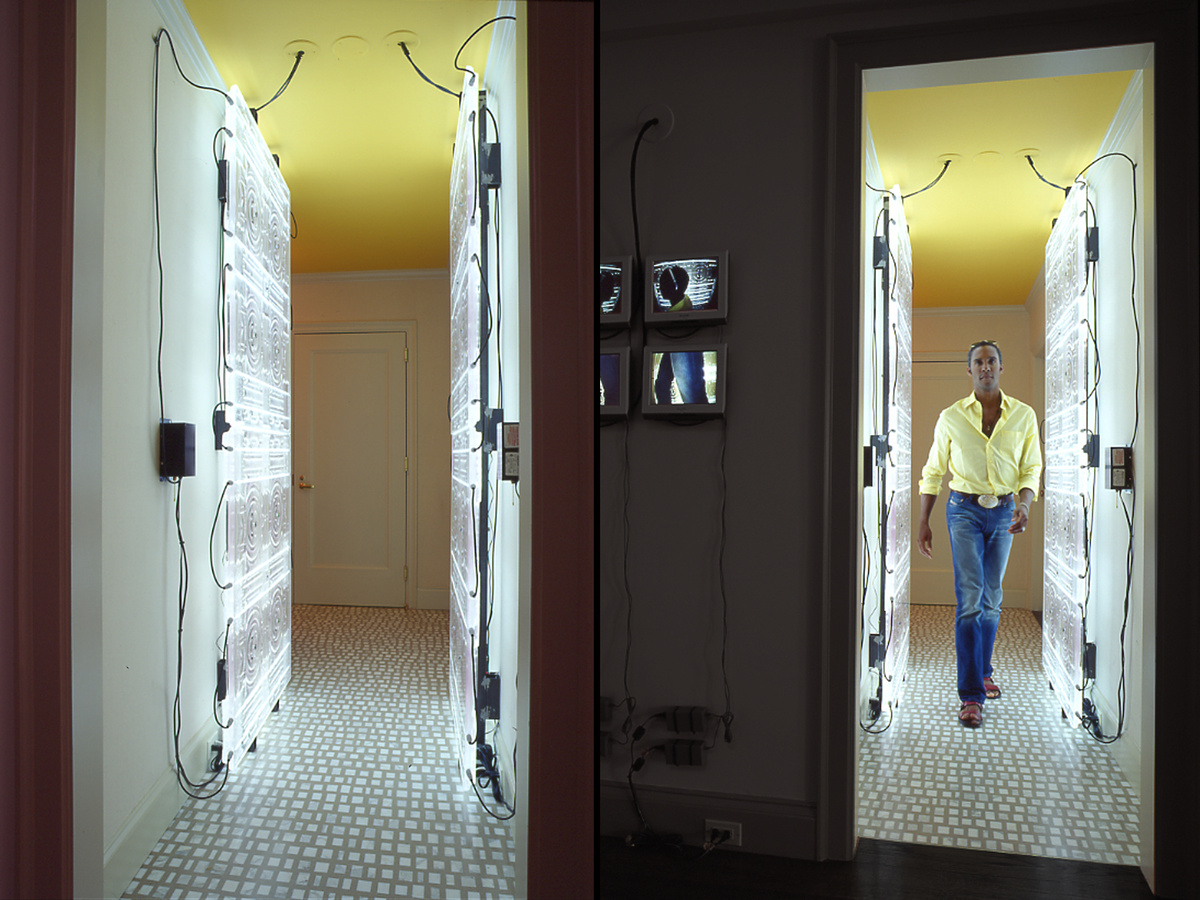 LITE-GATE — LOT-EK ARCHITECTURE & DESIGN