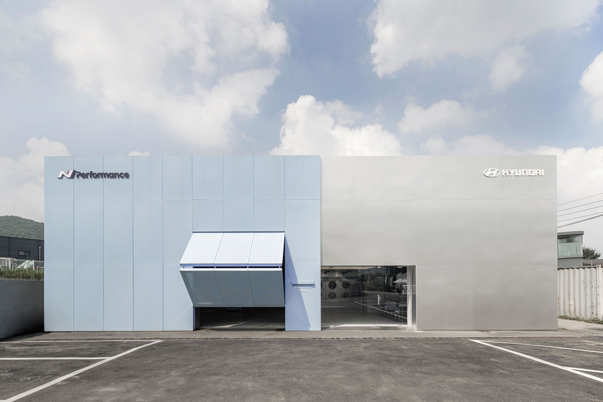 Hyundai N performance garage — oftn