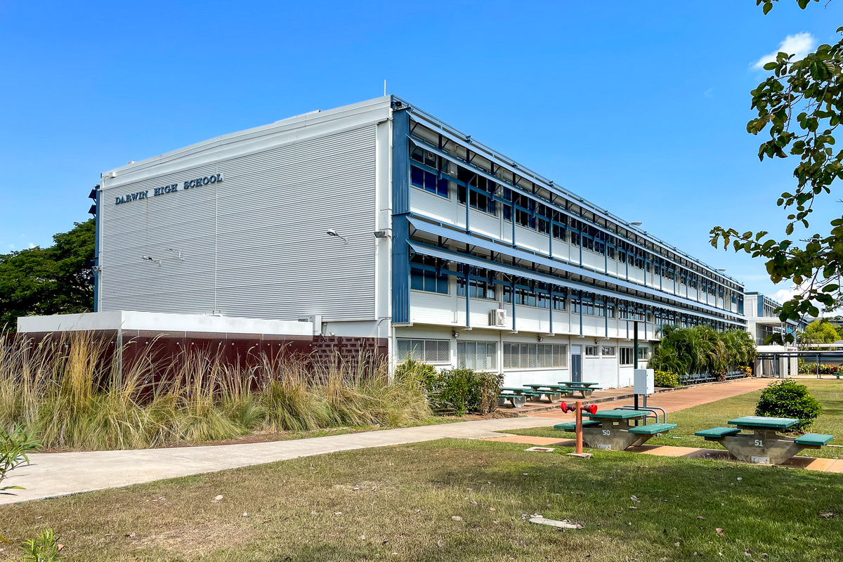 DARWIN HIGH SCHOOL — NT Modern