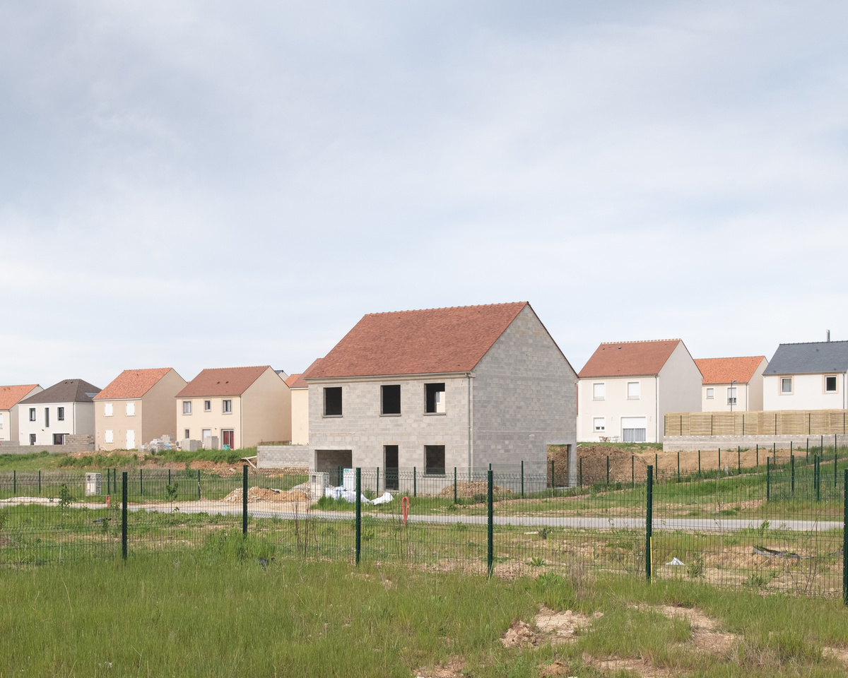 Zone pavillonnaire — nicolas duclos