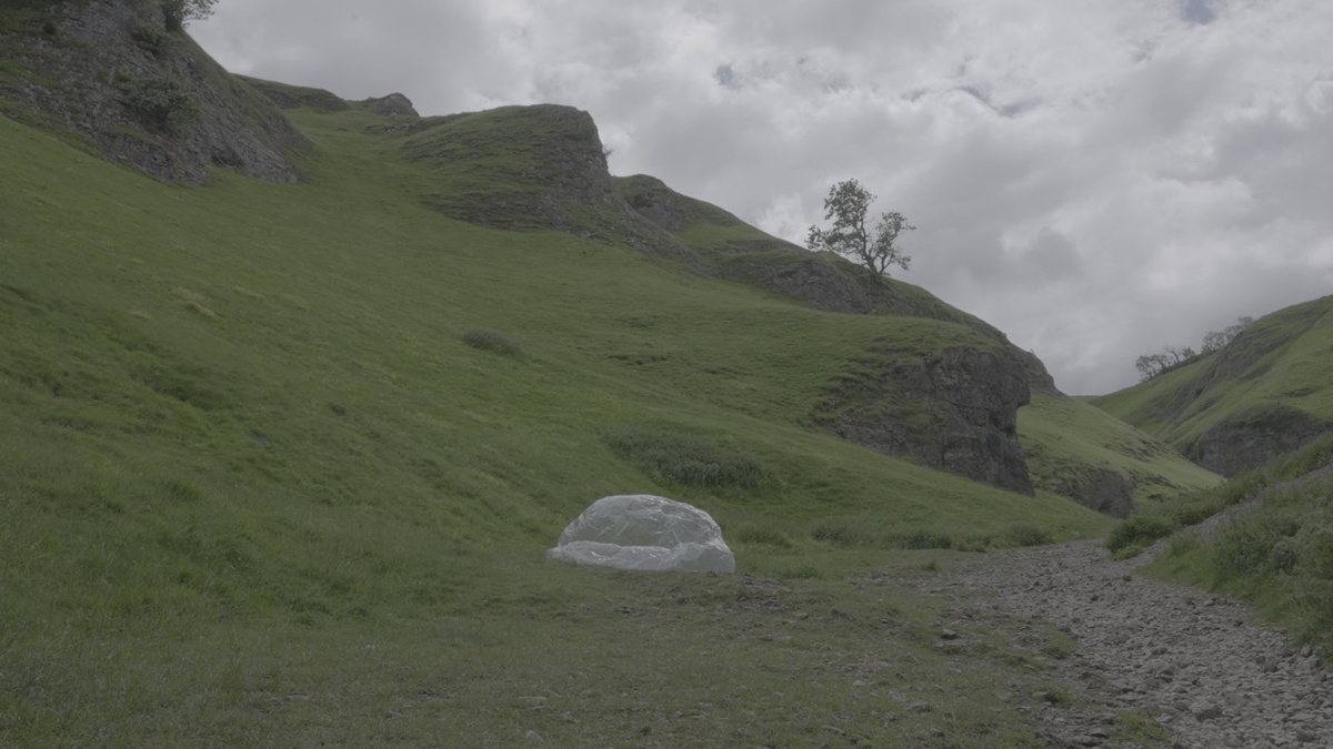 Light Up Faraway Mountain — DING LING 丁澪