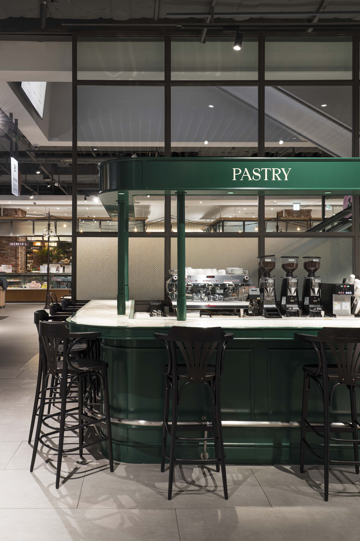 Pãrk Hyundai dept.store ilsan — COR