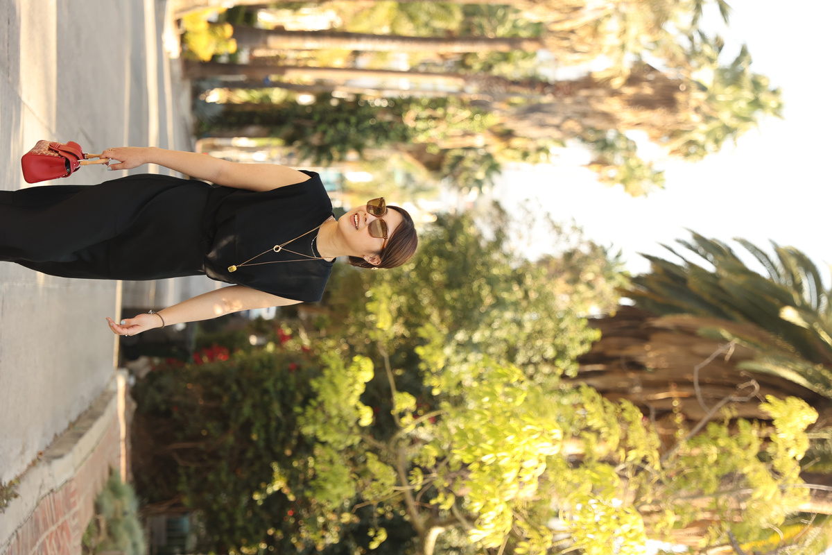 Biography — Xenia Xu