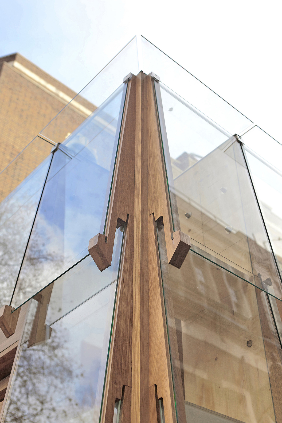 HELIX CENTRE — friendandcompany