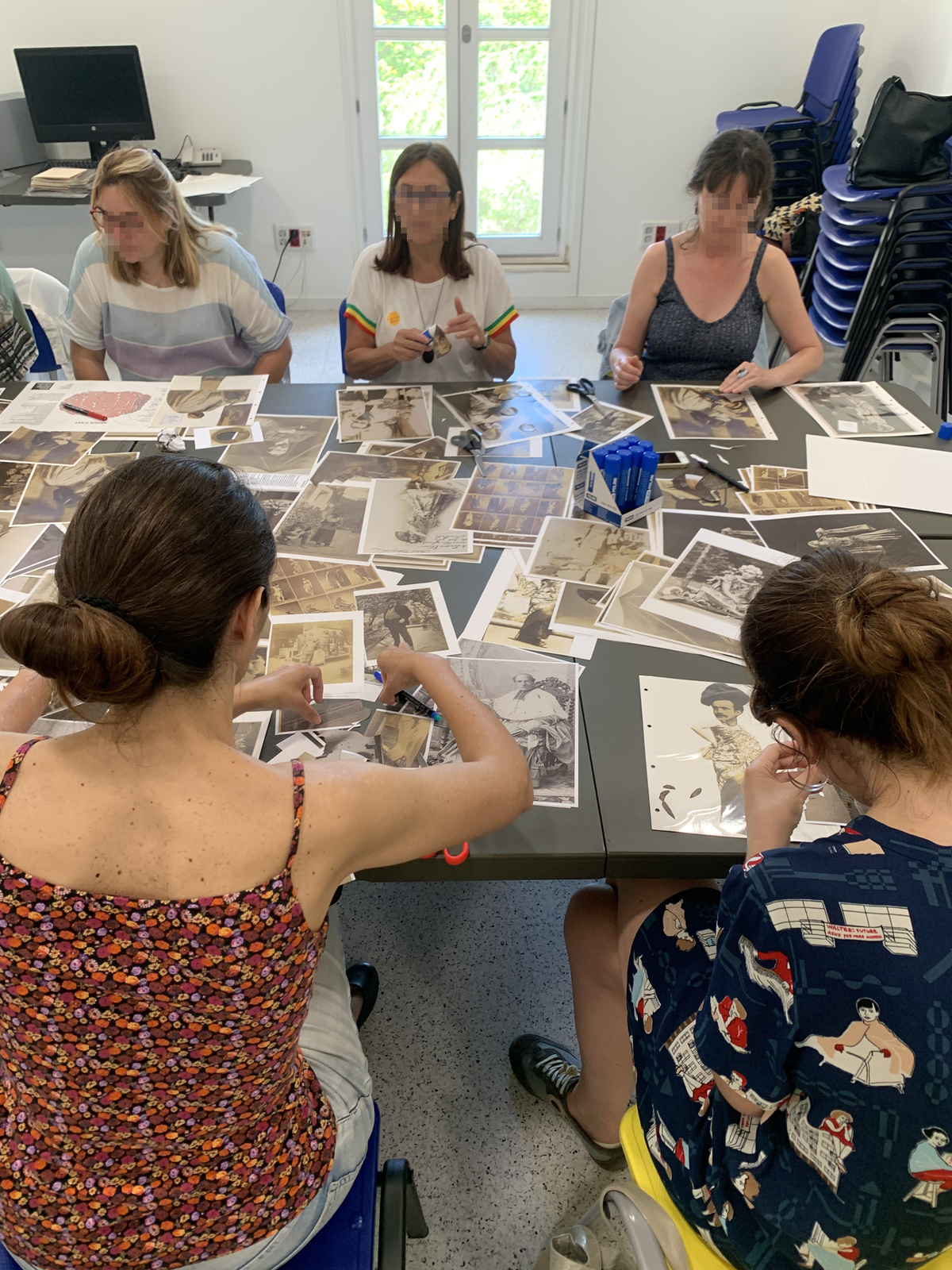 About/Footer — Anna Fando