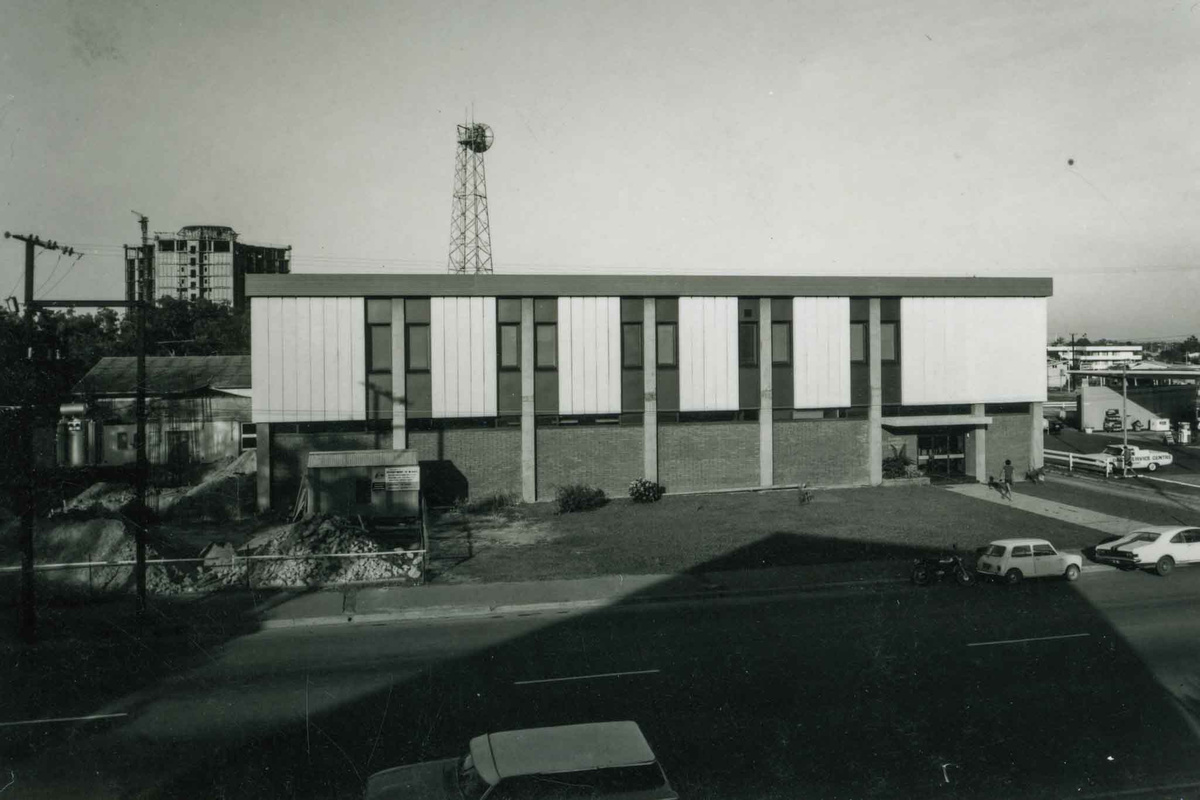 PMG BUILDING — NT Modern