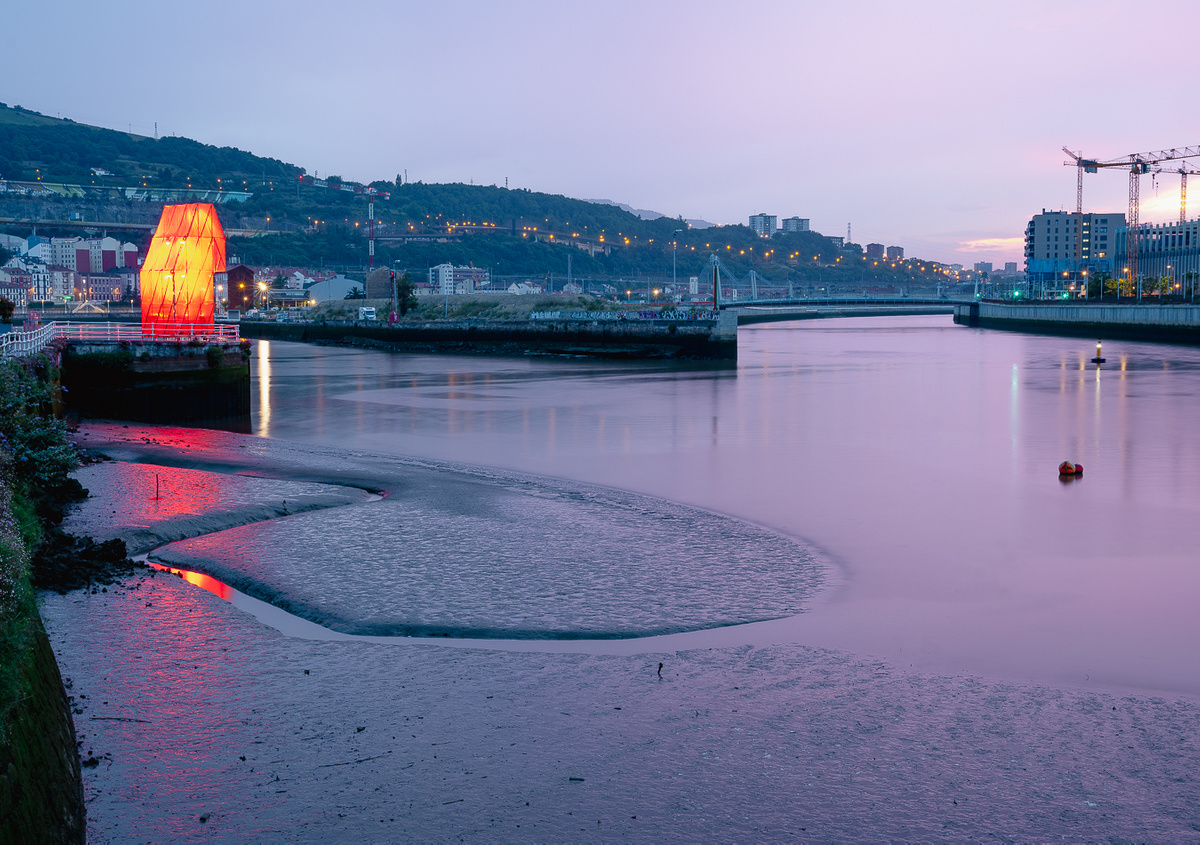 Garabiak: pop-industrial city — mikel ibarluzea · argazkilaria ...