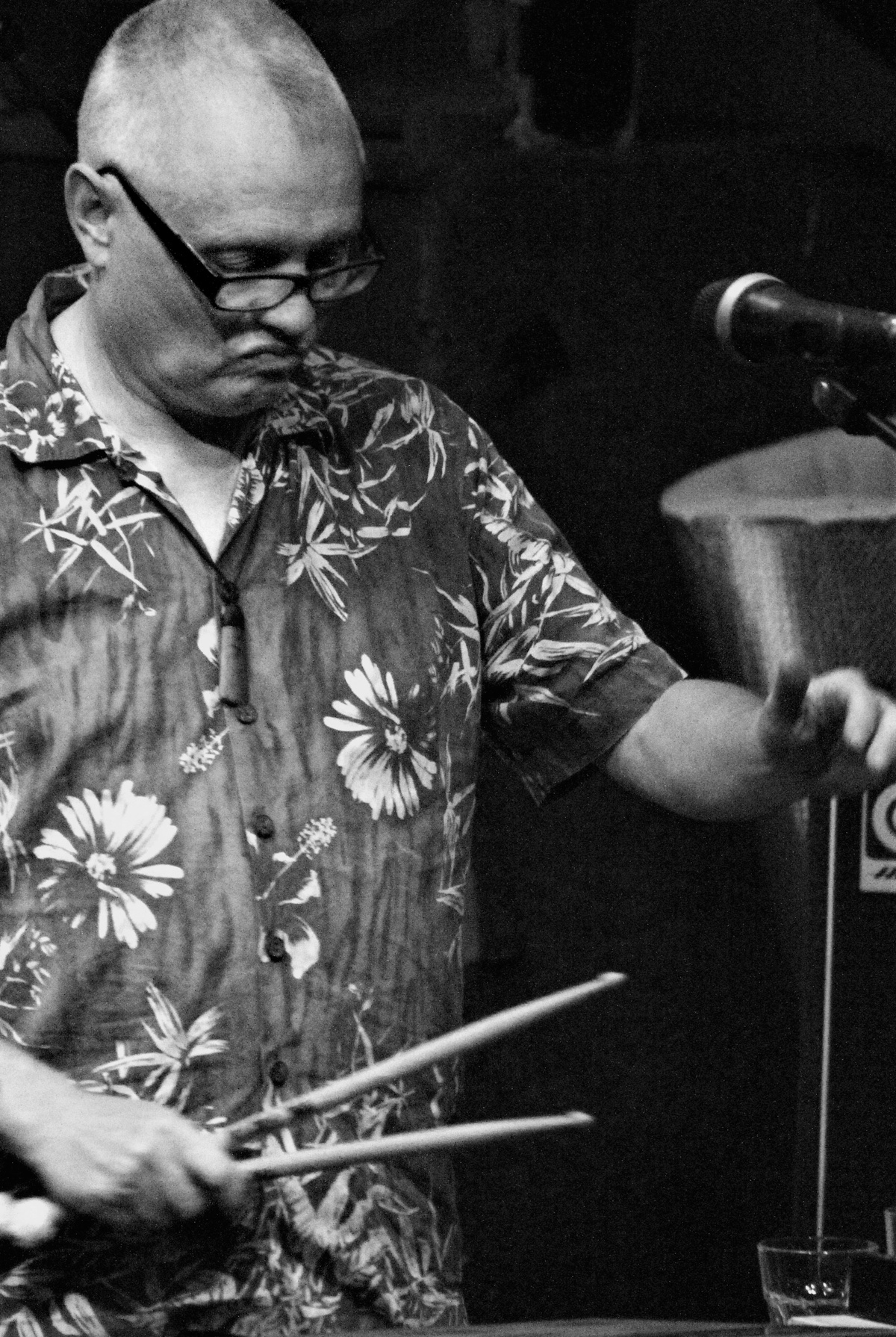 COLIN WOODS - Maverick Music — Soundbleed Online Journal