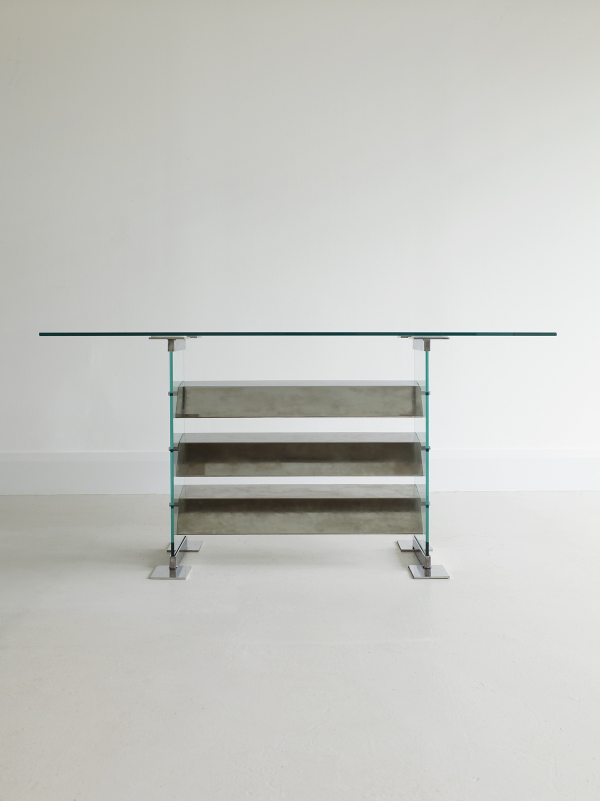 Louvre Desk — EJR BARNES