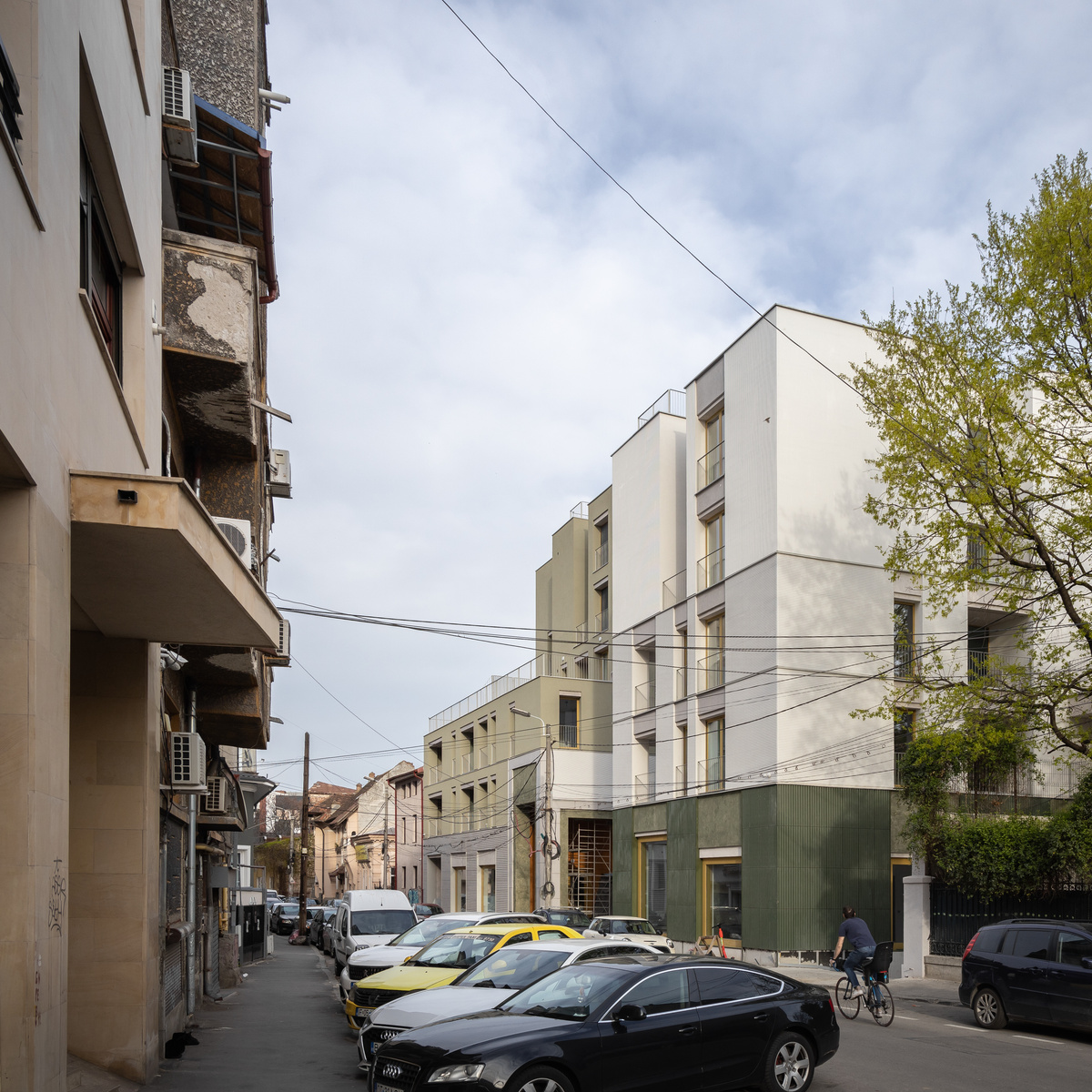 URBAN SPACE 5 - SFINȚII VOIEVOZI HOUSING — adnba