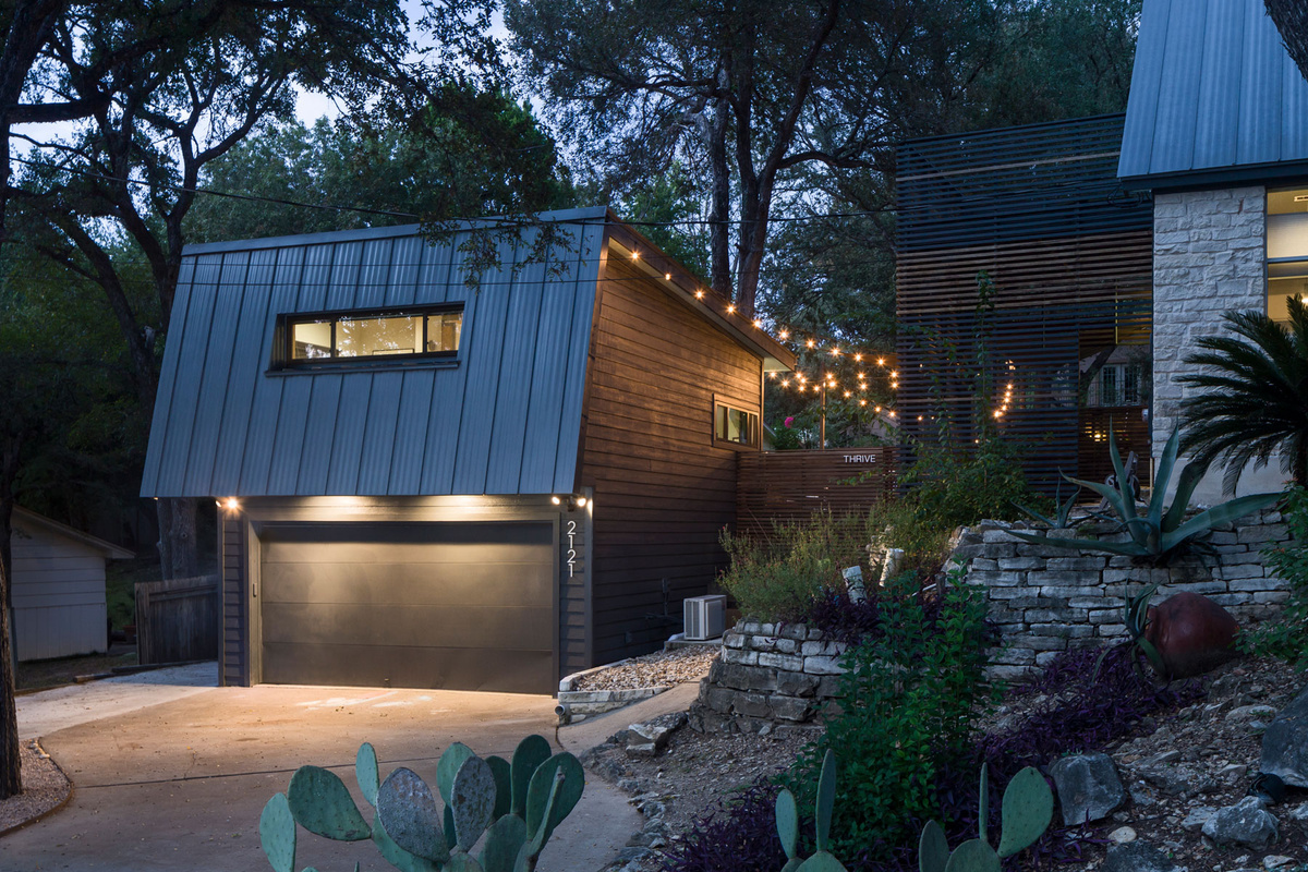 Studio / Pool — markodomstudio