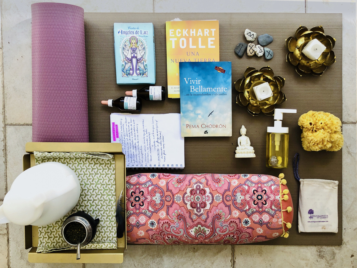 Ana Rapela — Lockdown Essentials