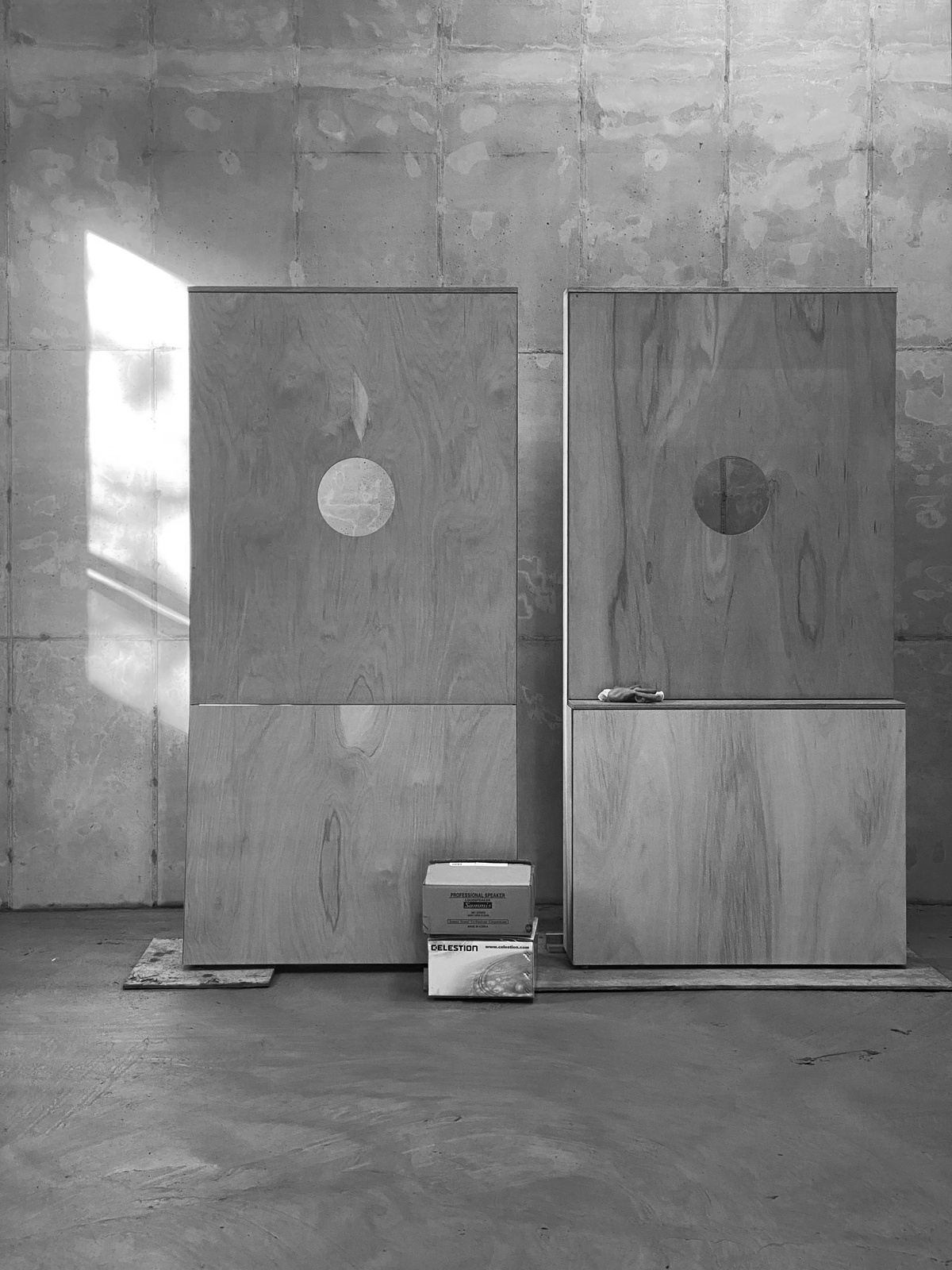 Concrete Chamber Room — studio meeli