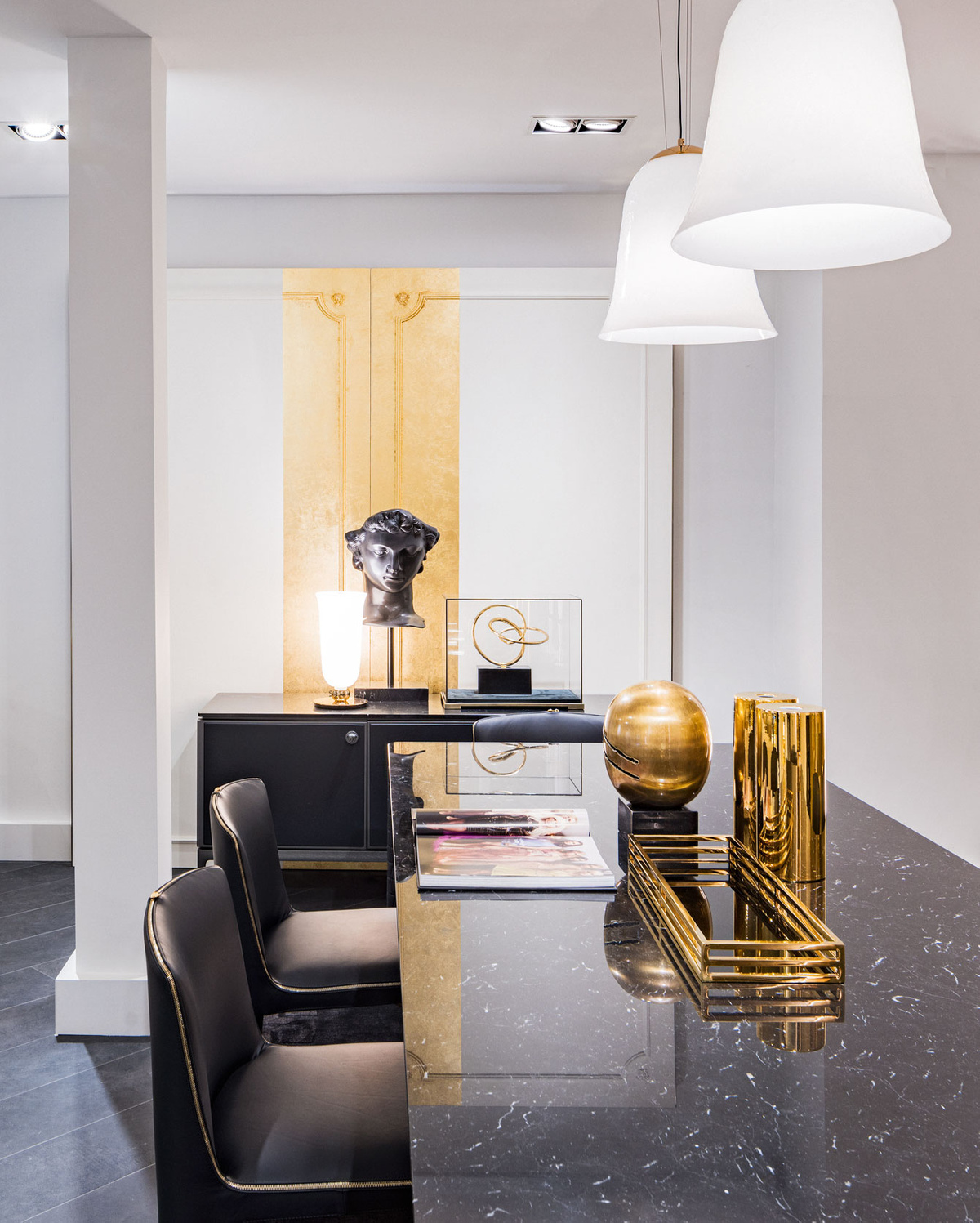 VERSACE HOME Paris Showroom — lucanicolao.com