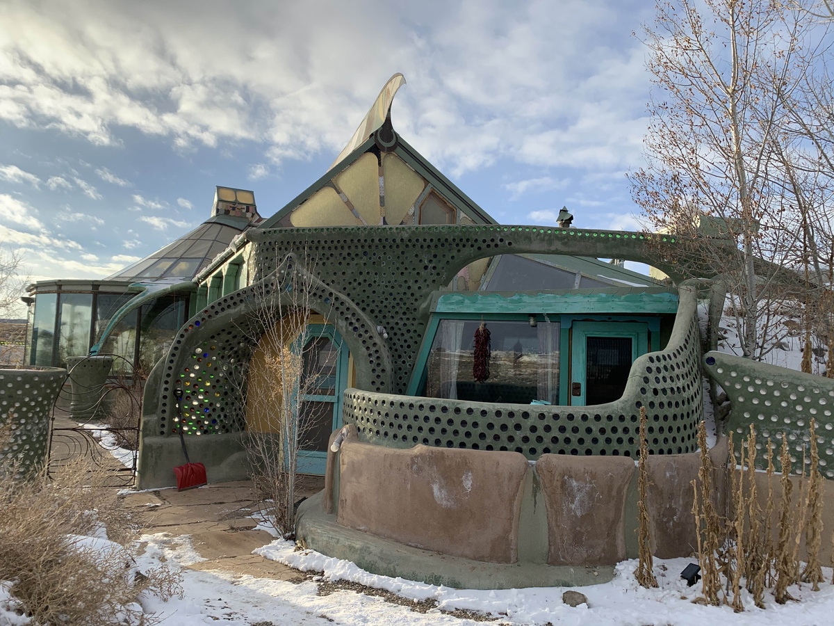 REGENERATIVE DESIGN — Symbiotic House