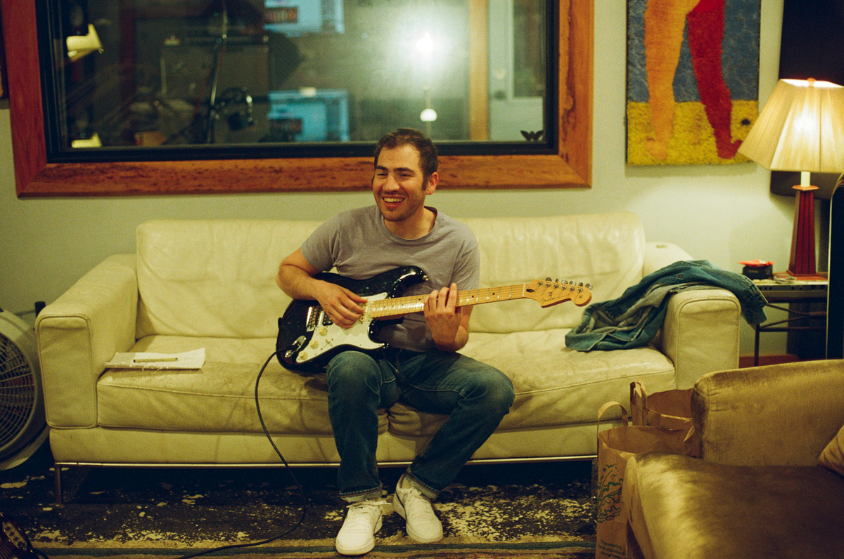 Bio — AVI JACOB | New Music