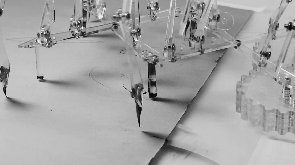 Drawing Machine: The Weaver — LornaZhang