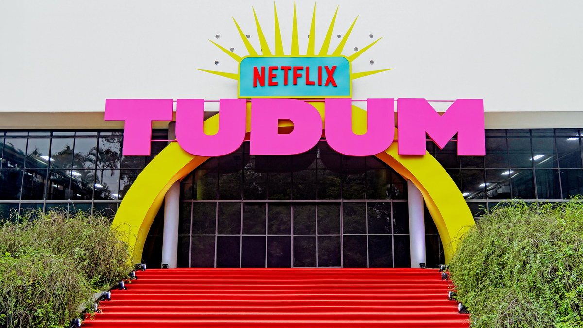 Netflix : Tudum Global — Eyal Chowers - Portfolio - 24