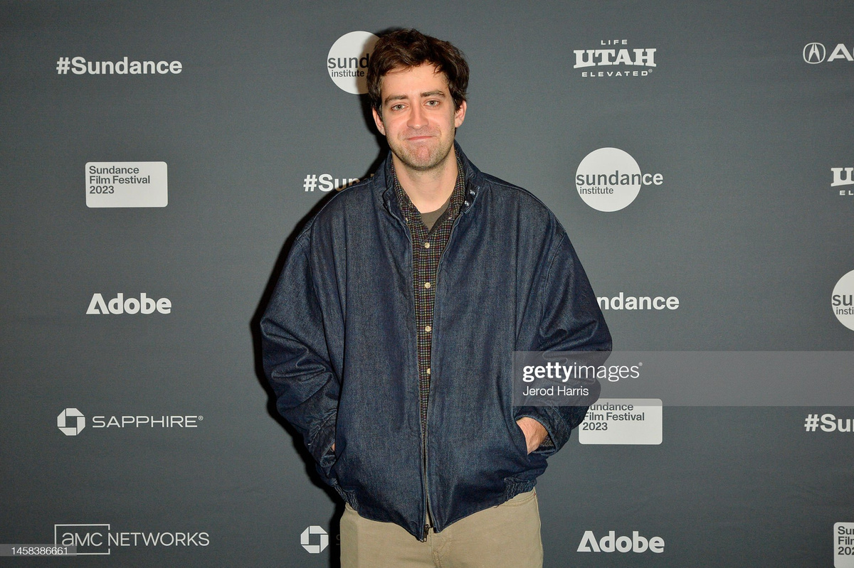 Gear — Robert W. Bevis, DP